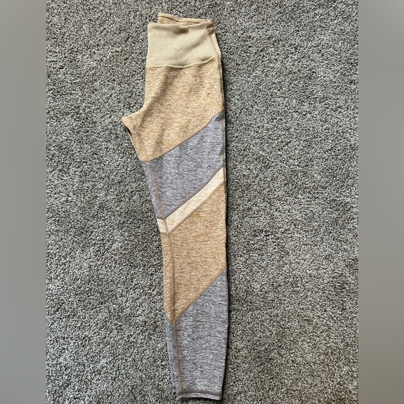 ALO Yoga | Pants & Jumpsuits | Alo Tan Color Leggings Very Comfortable ...